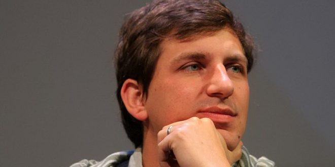 Andrew McCollum Net Worth - Net Worth Post