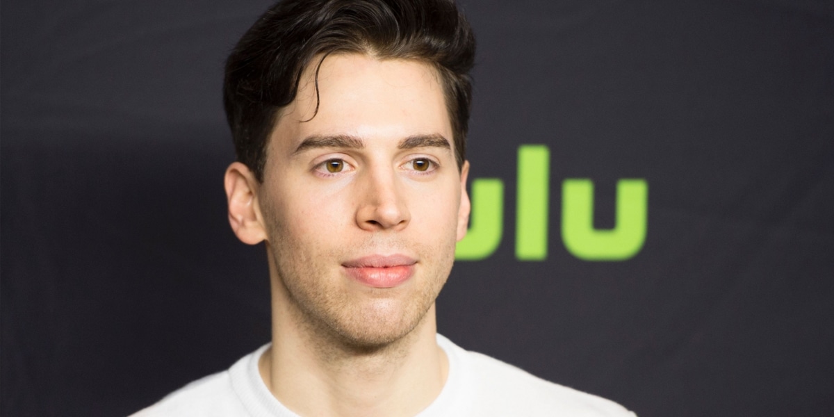 Jordan Gavaris Net Worth - Net Worth Post