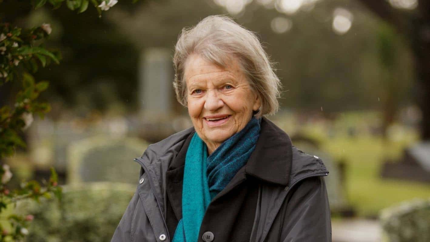 Where is Elizabeth MacRae now? Age, Net Worth, Family, Bio - Net Worth Post