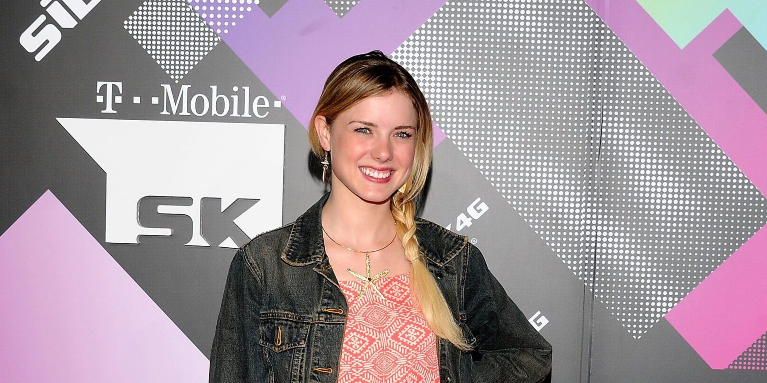Where is Laura Slade Wiggins now? Aka Karen in “Shameless” - Net Worth Post