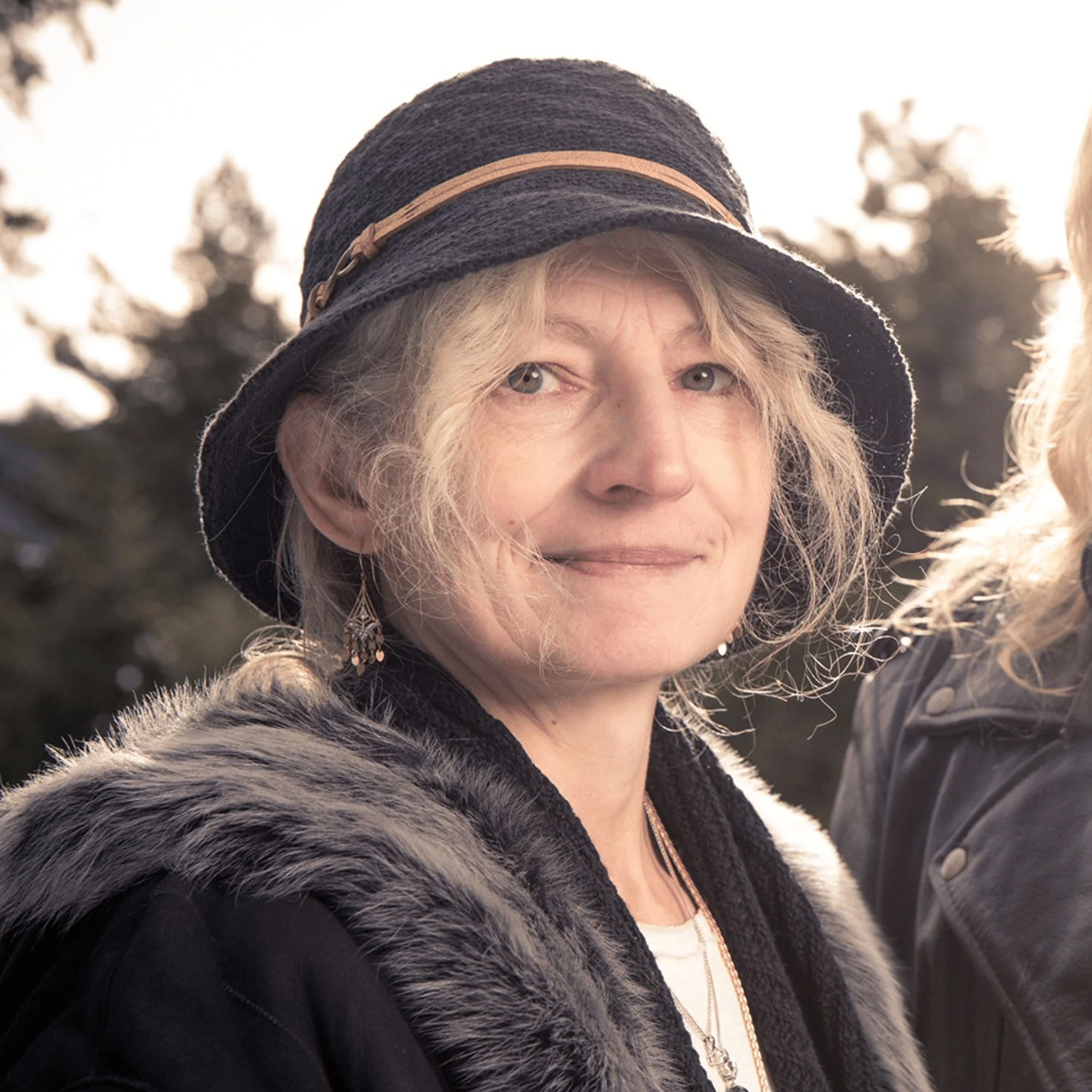 Ami Brown's Life After Billy Brown Death: Lawsuit, Net Worth, Kids ...