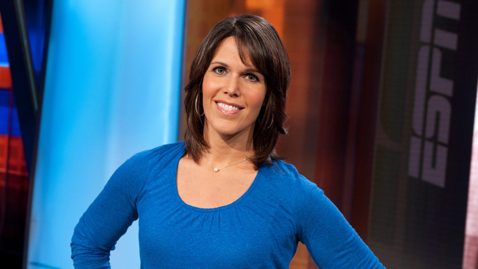 Inside the Life of Dana Jacobson: Divorce, New Husband, Salary - Net ...