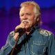 Joe Bonsall Biography: Net Worth, Wife, Children, Height, Family - Net ...