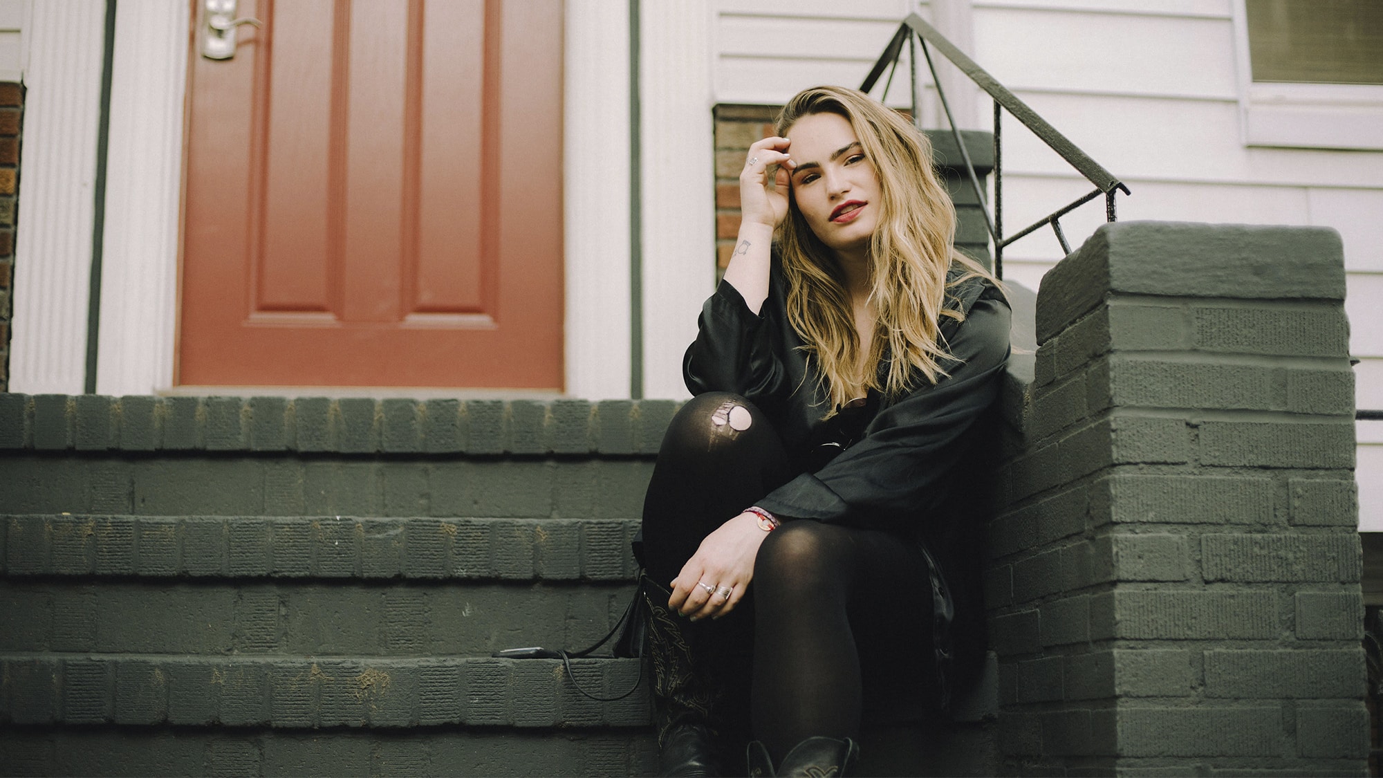 About Kathryn Gallagher: Age, Height, Husband, Net Worth, Wiki - Net ...