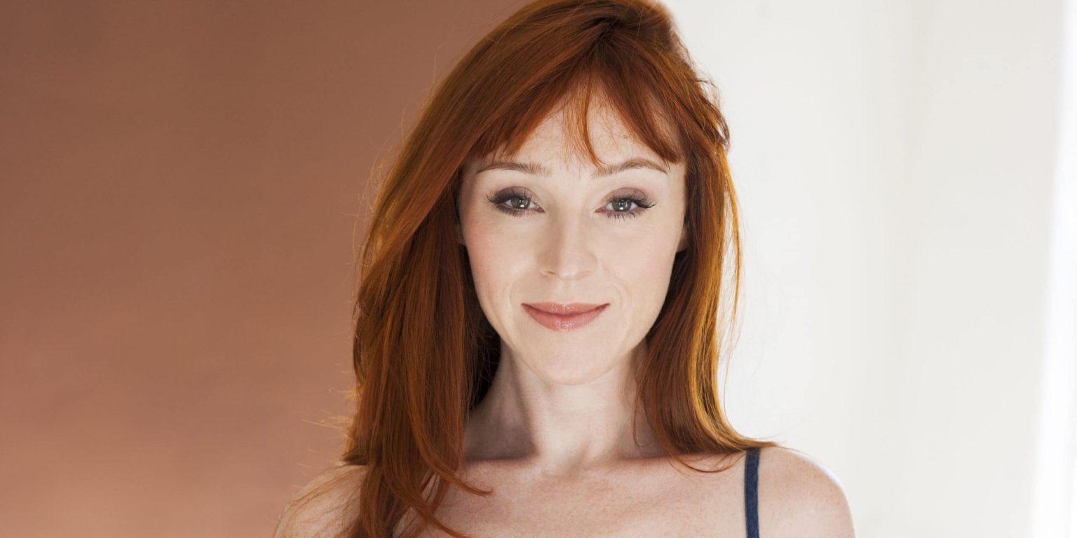 Is Ruth Connell Married? Husband, Net Worth, Height, Age, Wiki - Net ...
