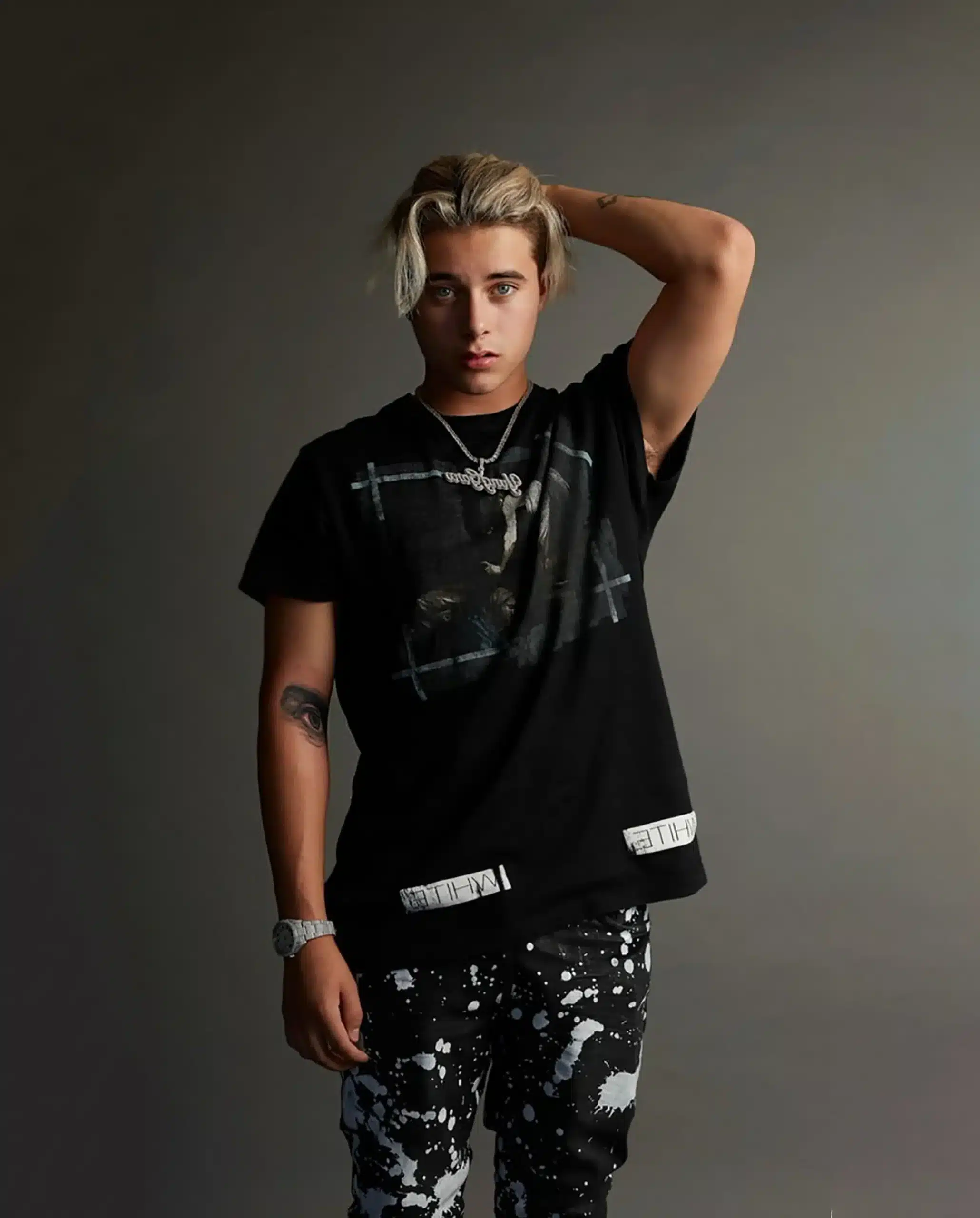 Who is Gavin Magnus? Age, Height, Net Worth, Relationships, Bio - Net ...