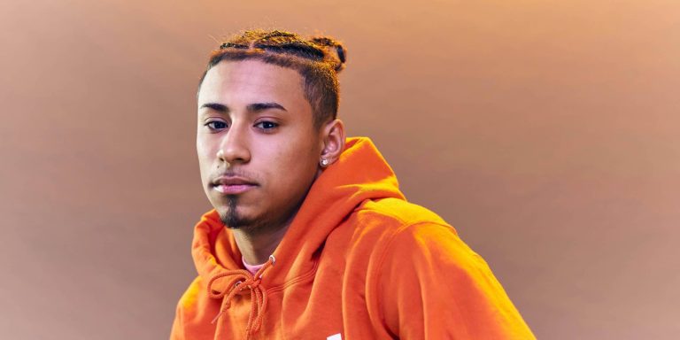 Julian Newman Biography: Height, Age, Sister, Parents, Boyfriend - Net ...