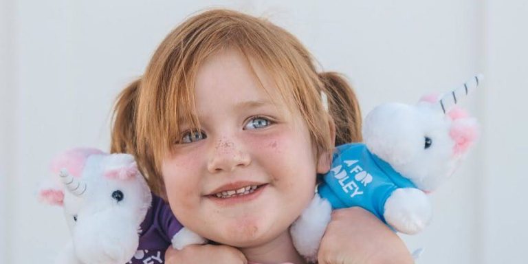 About YouTuber Adley: Age, Parents, Net Worth, Earnings, Wiki - Net ...