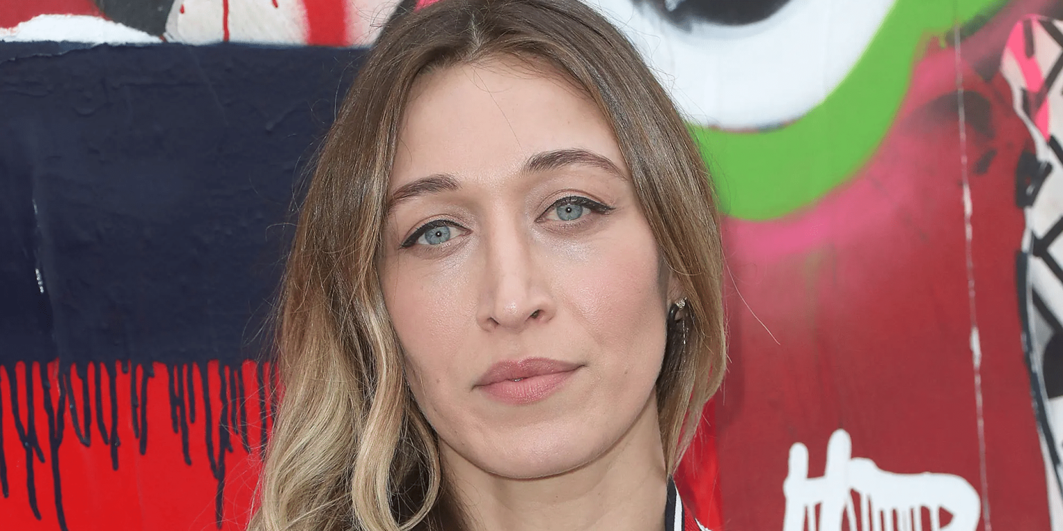 What happened to YouTuber Maxmoefoe? Age, Girlfriend, Earnings - Net ...