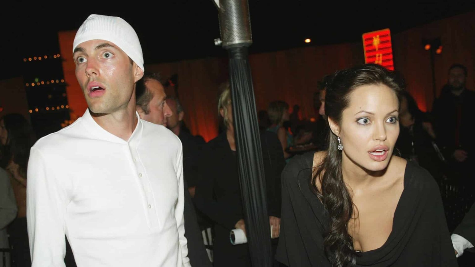 Hayes MacArthur Net Worth, Wife Ali Larter, Children, Biography - Net ...