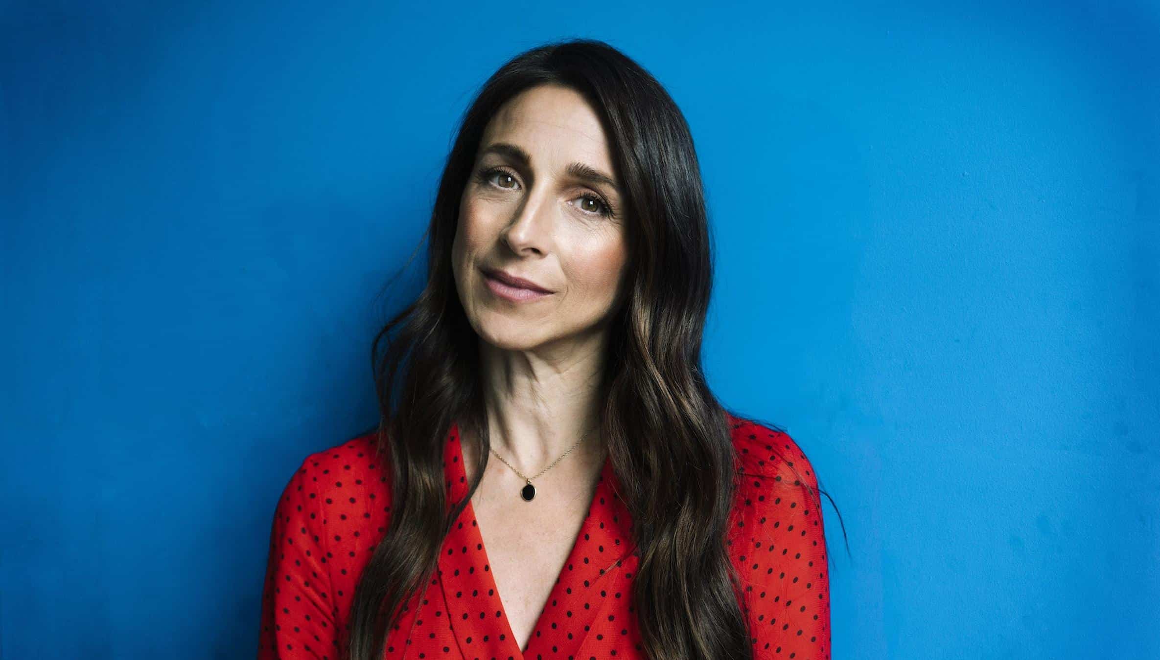Marin Hinkle's Biography: Net Worth, Height, Husband, Children - Net ...