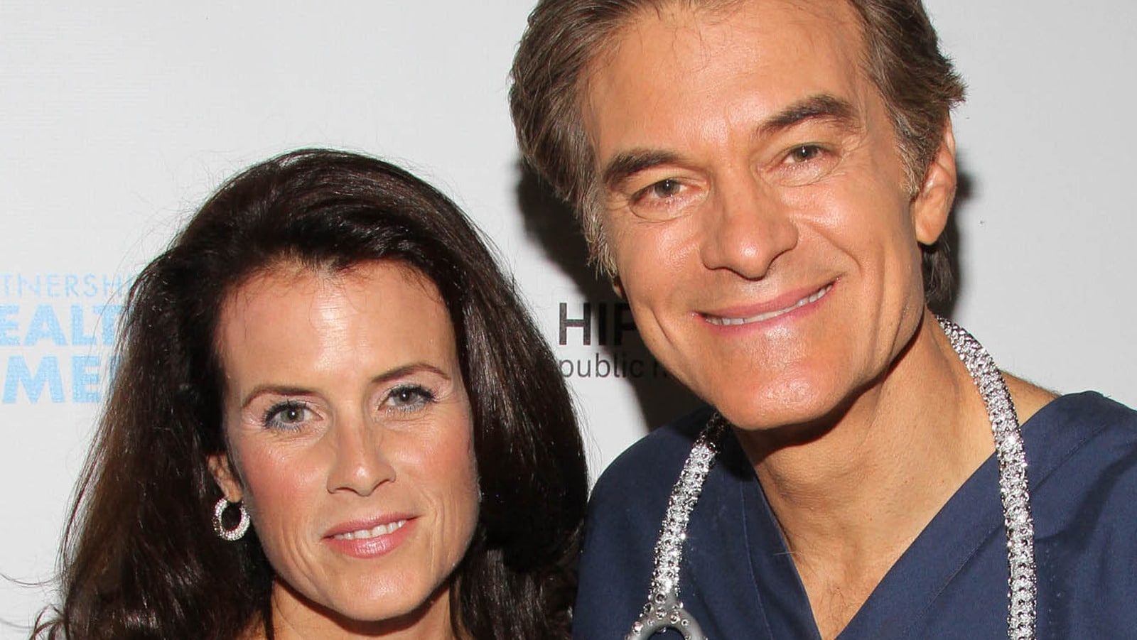 Dr. Oz's Wife Lisa Oz, Biography: Age, Net Worth, Grandchildren - Net ...