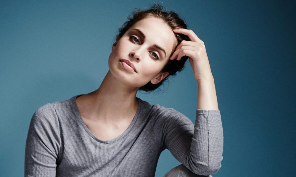 Heida Reed Wedding, Height, Married, Net Worth, Measurements - Net ...