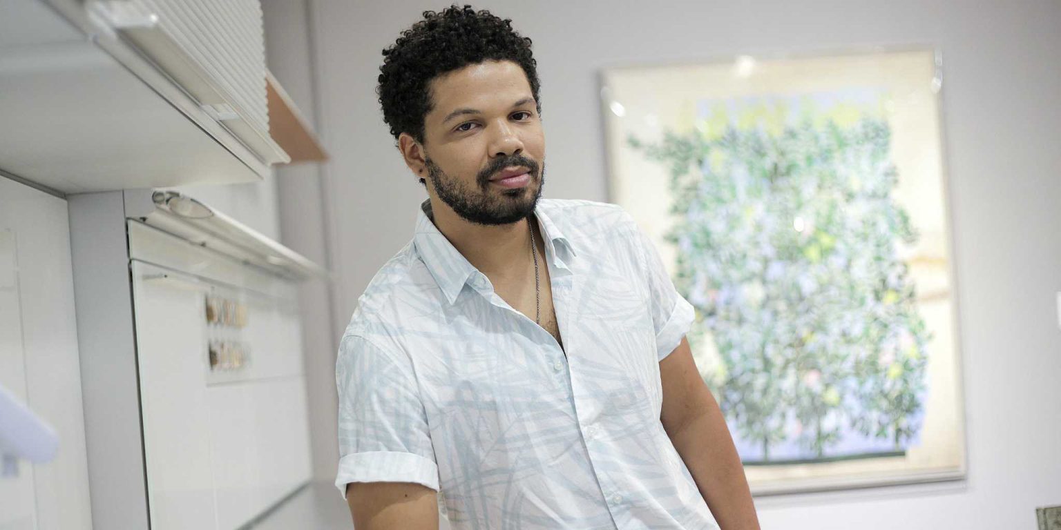 Jake Smollett's Biography: Siblings, Wife, Net Worth, Family. Gay ...
