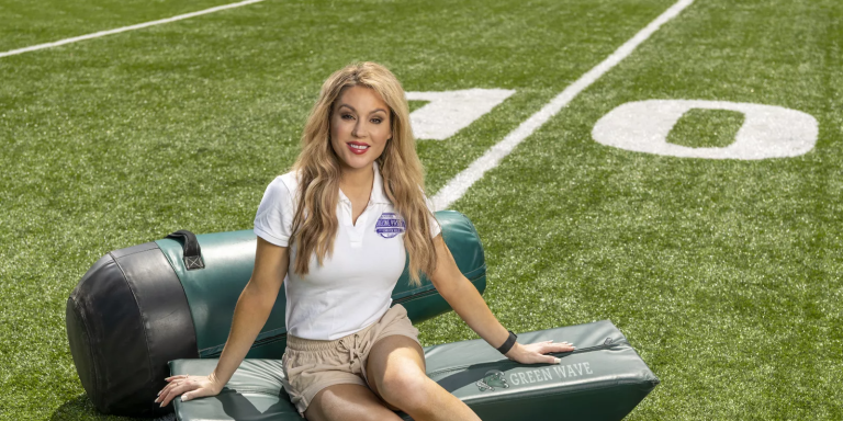 Jen Hale (Fox Sports) Husband, Net Worth, Height, Salary, Kids - Net ...
